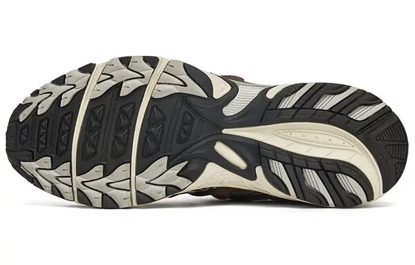 Asics Gel-kahana Tr V2 "mocha" Sneakers - Brown