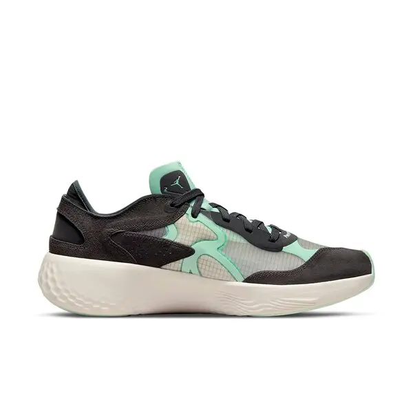 JORDAN Air Delta 3 Low Sneakers - Black/green