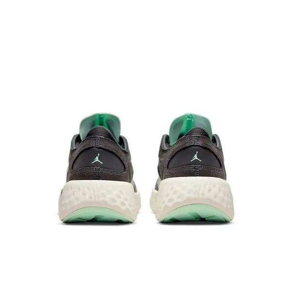 JORDAN Air Delta 3 Low Sneakers - Black/green