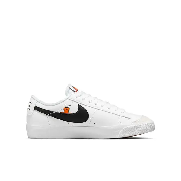 Nike Blazer Low '77 Sneakers