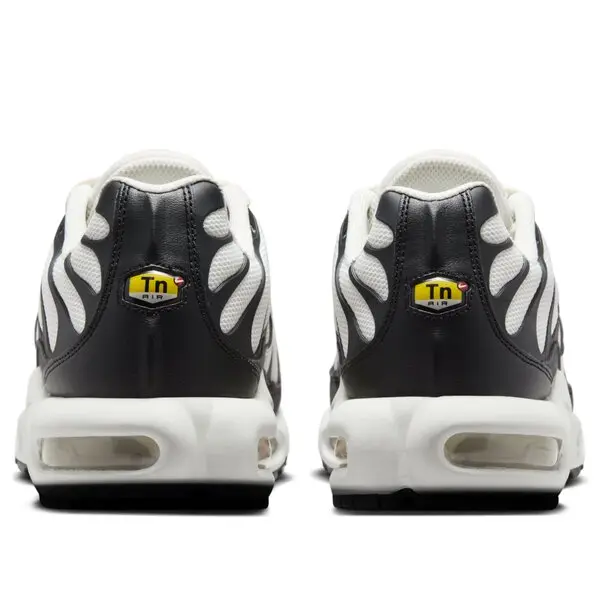 Nike Max Plus Essential - White/black