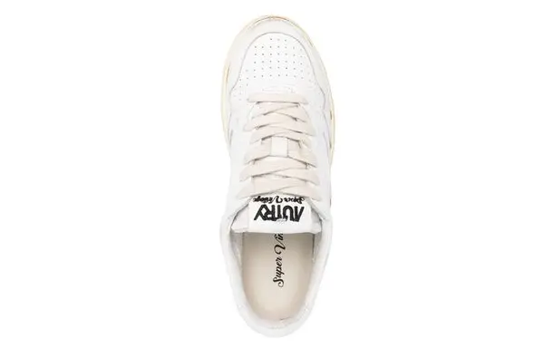 AUTRY Medalist Super Vintage Low Leather Sneaker - White