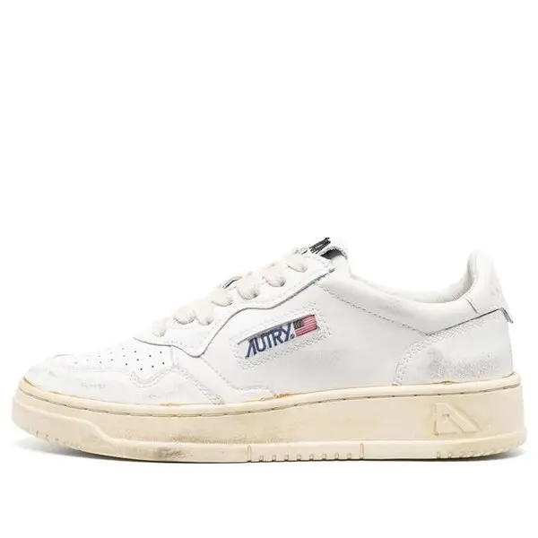 AUTRY Medalist Super Vintage Low Leather Sneaker - White