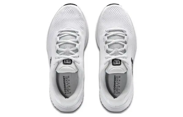 Under Armour Charged Rogue 4 Sneakers - White/black