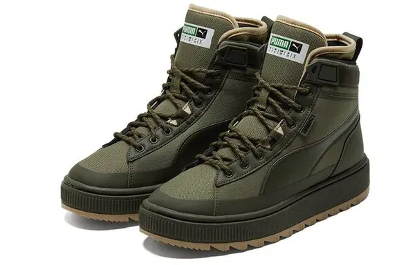 PUMA Suede Mid Wtr Sneakers
