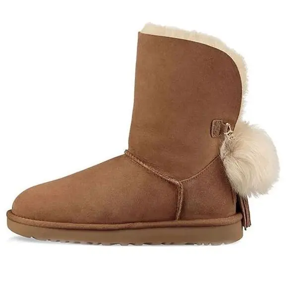 UGG Classic Bling Charm Boot - Chestnut