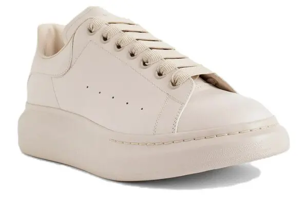 Alexander McQueen Oversized Sneakers - Beige