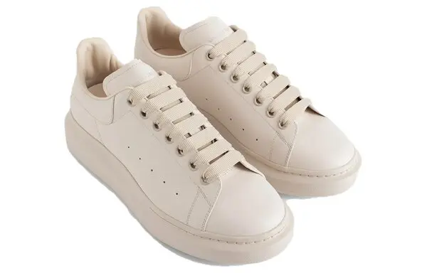 Alexander McQueen Oversized Sneakers - Beige