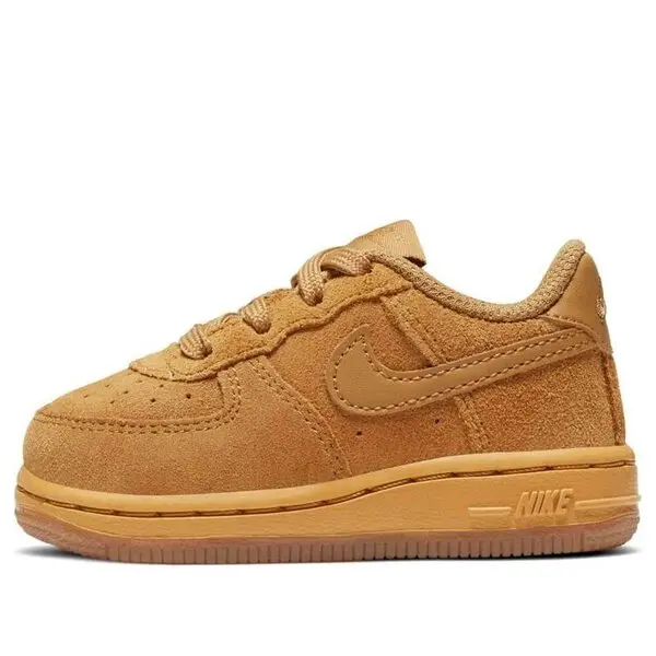 Nike Force 1 Lv8 3 Low Top Sneakers