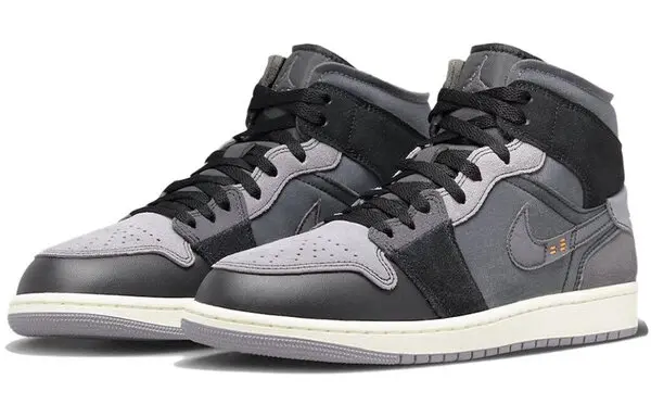 JORDAN Air 1 Mid Se Craft 'inside Out Black' Sneakers - Black/gray