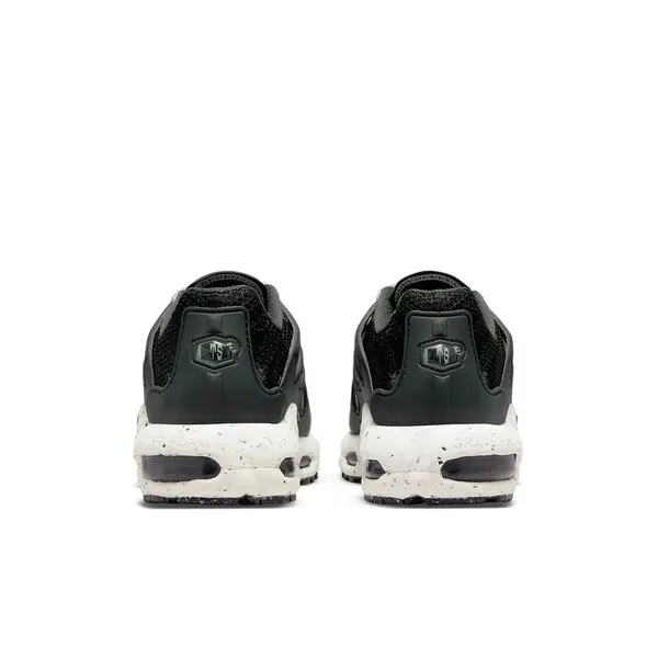Nike Max Terrascape Plus Sneakers - Black/white