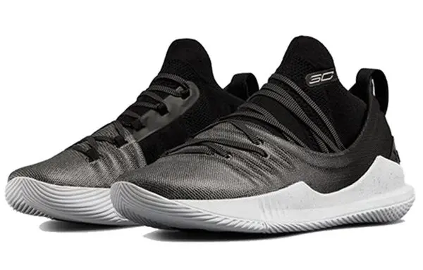 Under Armour Curry 5 Basketball Shoes