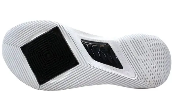 Under Armour Curry 5 Basketball Shoes