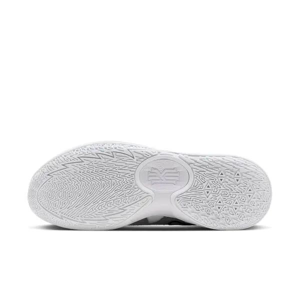 Nike Kyrie Low Ep Basketball Sneakers - White