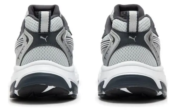 PUMA Morphic Sneakers - Silver/grey