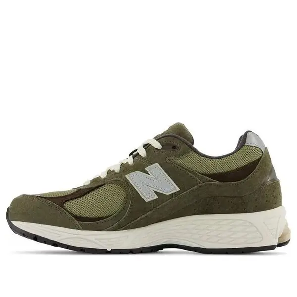 NEW BALANCE 2002r "dark Camo" Sneakers - Green