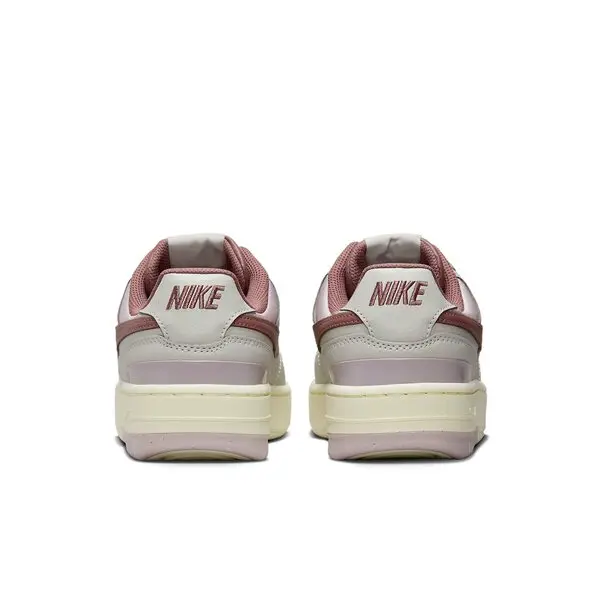 Nike Gamma Force Sneakers - Beige/brown