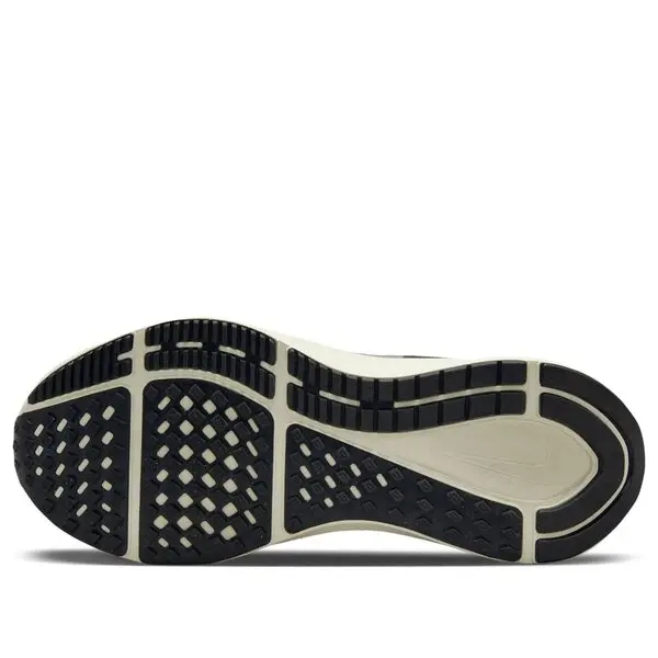 Nike Zoom Structure 25 Athletic Sneakers - White/black/sail