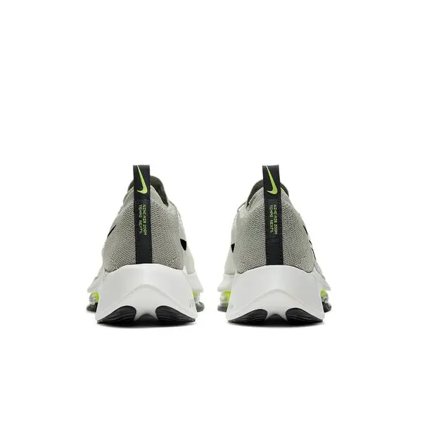 Nike Zoom Tempo Next% Fk Sneakers