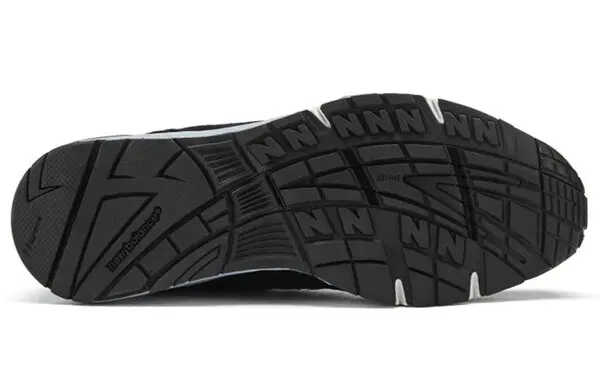 NEW BALANCE 991 Made In England Sneaker - Black/white/grey