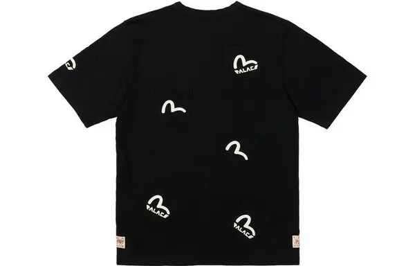PALACE X Evisu Multi Pocket T-shirt - Black
