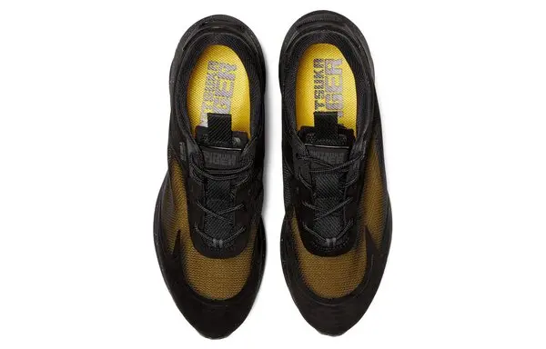 Onitsuka Tiger Runger Sneakers - Black/yellow
