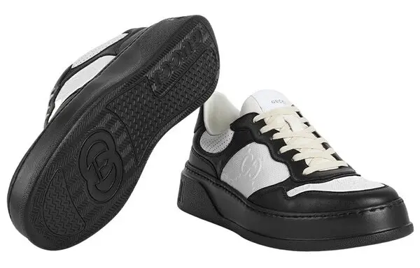 Gucci Gg Embossed Leather Sneakers - Black/white