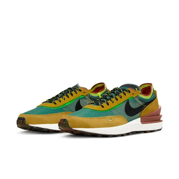 Nike Waffle One Se 'camo Soles' Sneakers - Green/tan-red