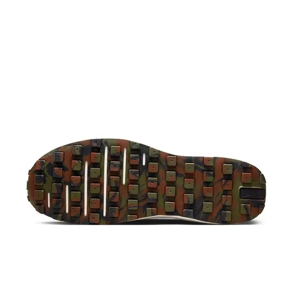 Nike Waffle One Se 'camo Soles' Sneakers - Green/tan-red