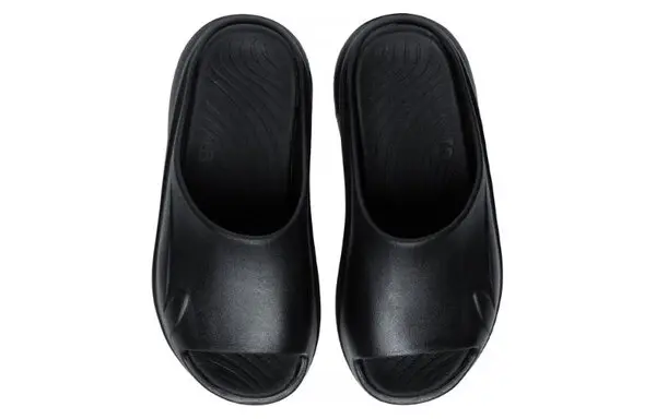 LI-NING Soft Slipper - Black