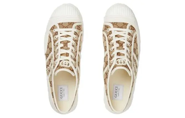 Gucci Gg Canvas Low Top Sneakers