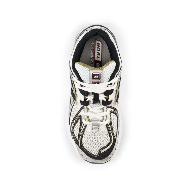 NEW BALANCE 1906r Sneakers