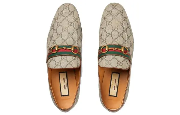 Gucci Loafer With Horsebit Detailing - Beige