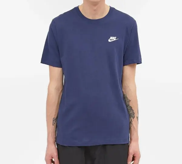 Nike Retro Swoosh Logo Embroidered Short Sleeve Tee