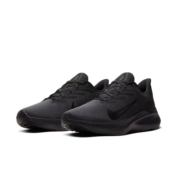 Nike Zoom Winflo Athletic Sneakers - Black