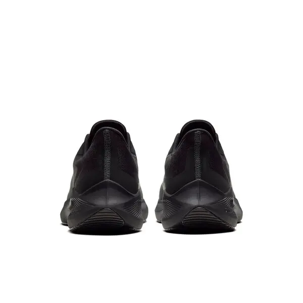 Nike Zoom Winflo Athletic Sneakers - Black