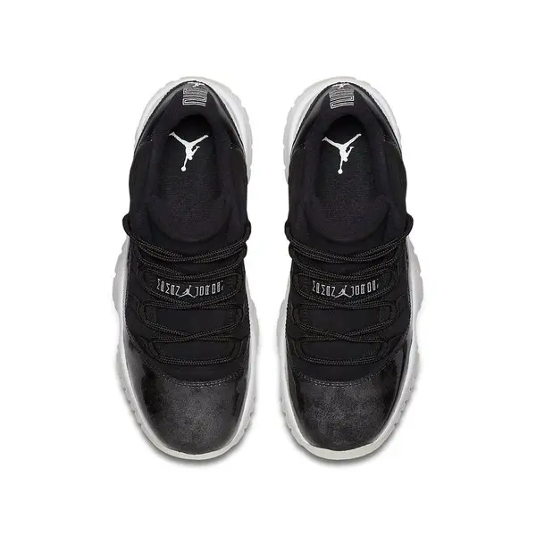 JORDAN 11 Retro Low "barons" Sneakers