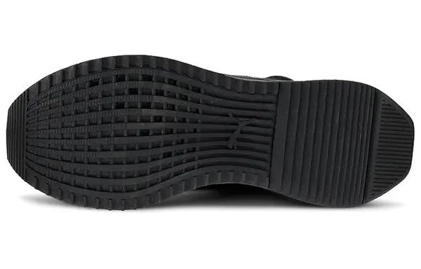PUMA Avid Evoknit Low Top Sneakers - Black