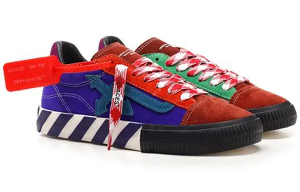 Off-White Arrow Vulcanized Low Sneakers