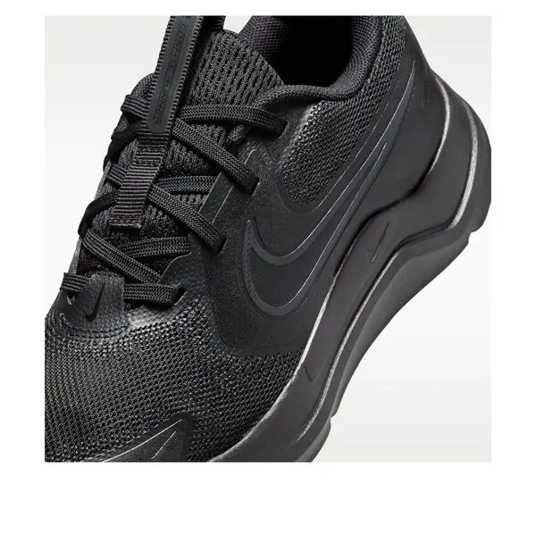 Nike Cosmic Runner Sneakers