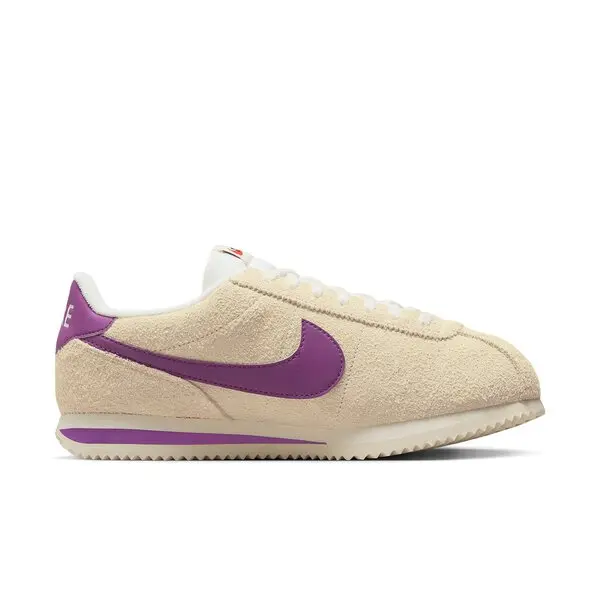 Nike Cortez Sneakers - Beige/purple