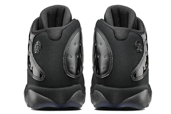 JORDAN Retro 'cap And Gown' Sneakers - Black
