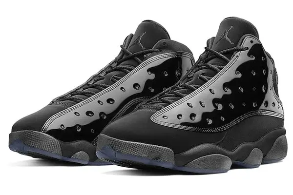 JORDAN Retro 'cap And Gown' Sneakers - Black