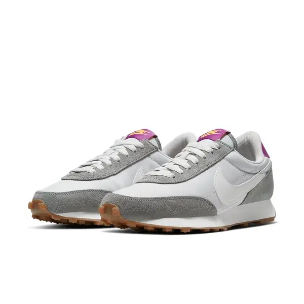 Nike Daybreak Lace-up Sneakers - Grey/purple