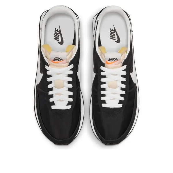 Nike Waffle Trainer 2 Sneakers - Black/white
