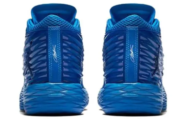 JORDAN Air Melo M13 'soar' High-top Sneakers - Blue