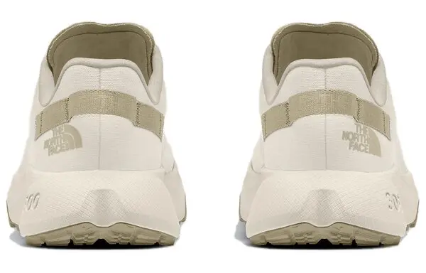 The North Face Altamesa 300 Trail Running Sneakers - White/beige