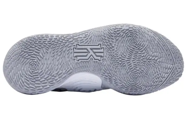 Nike Kyrie Low 3 Tb Low Top Basketball Sneakers - Wolf Grey
