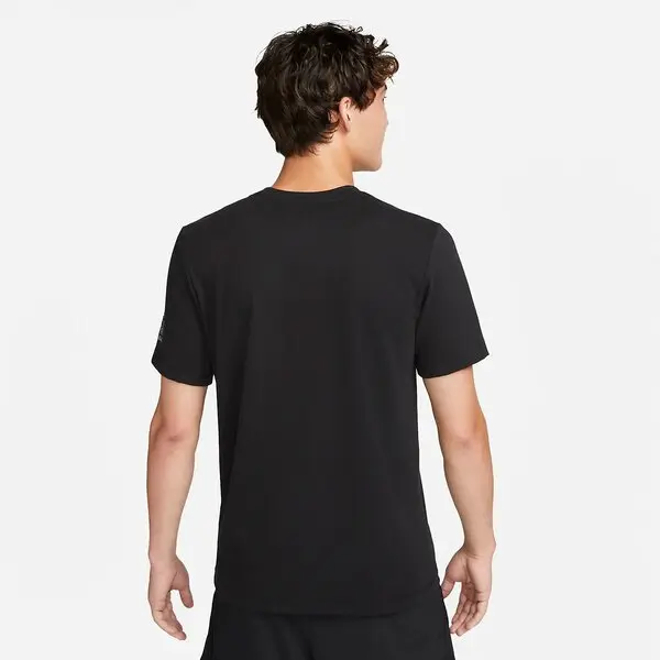 Nike Dri-fit Graphic T-shirt