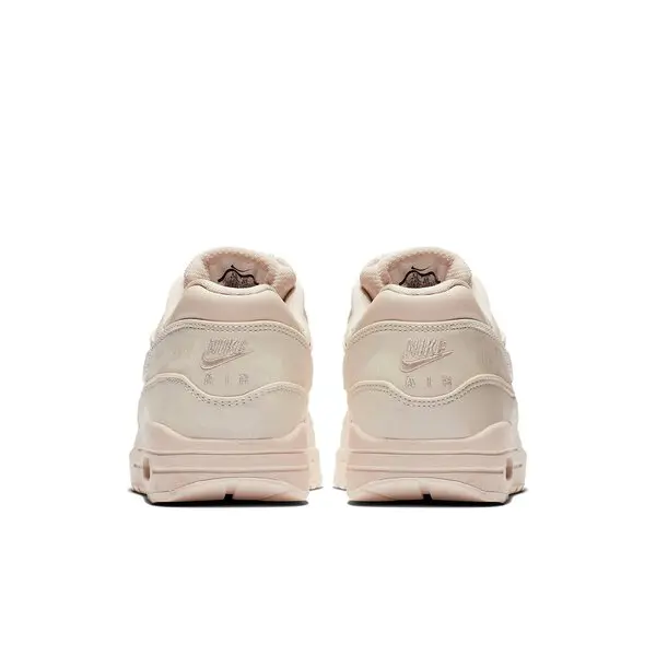 Nike Max 1 Lx Sneakers - Light